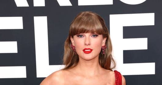 Taylor Swift Becomes Richest Female Musician at $2 Billion